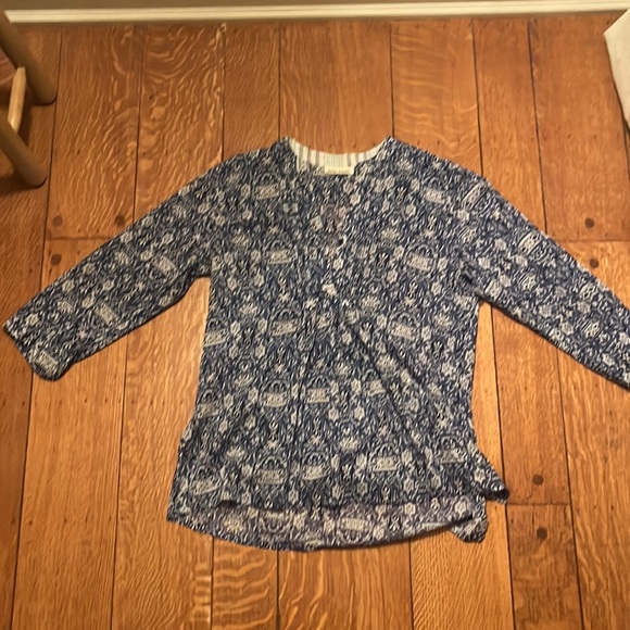 Roller Rabbit | Tops | Roller Rabbit Womens Small Long Sleeved V Neck ...